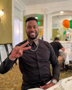 Lawrence Jones Weight Loss: Before and After Looks, Current Weight, Surgery, Diet Plan ...